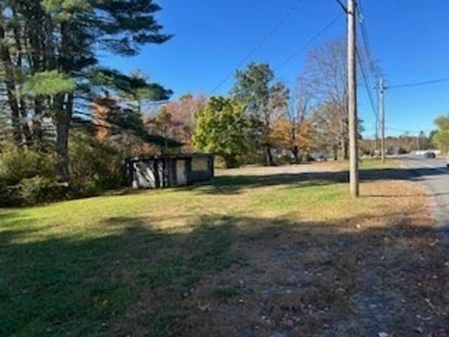 8 New Athol Rd