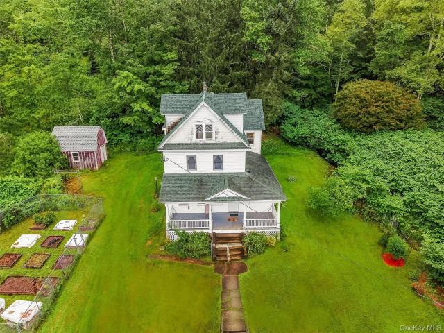 8 Norris Drive