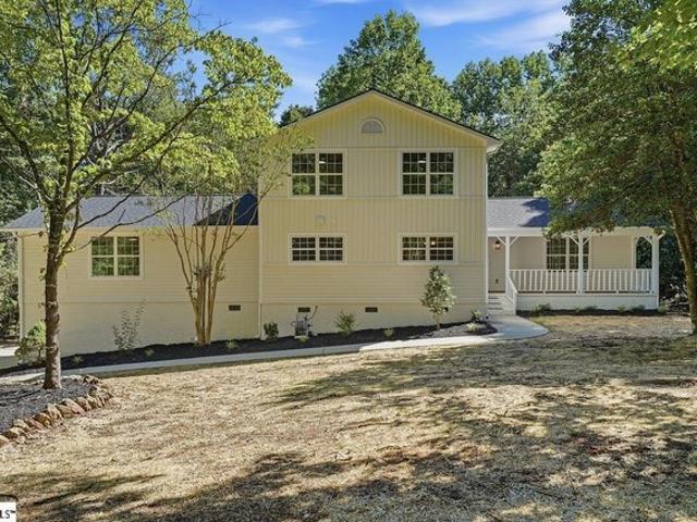 8 Overlook Ct, Greenville, SC 29609