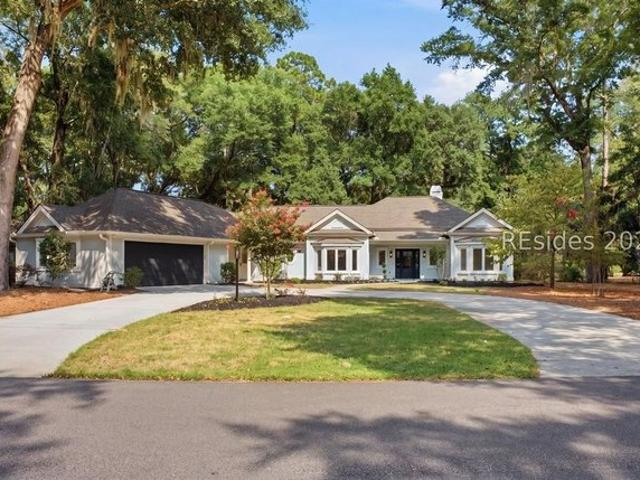 8 Oketee Ct, Hilton Head Island, SC 29926