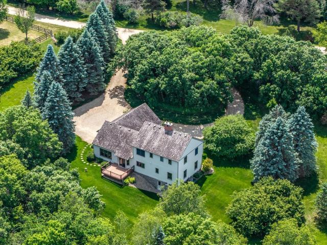 8 Old Deerfield Road
