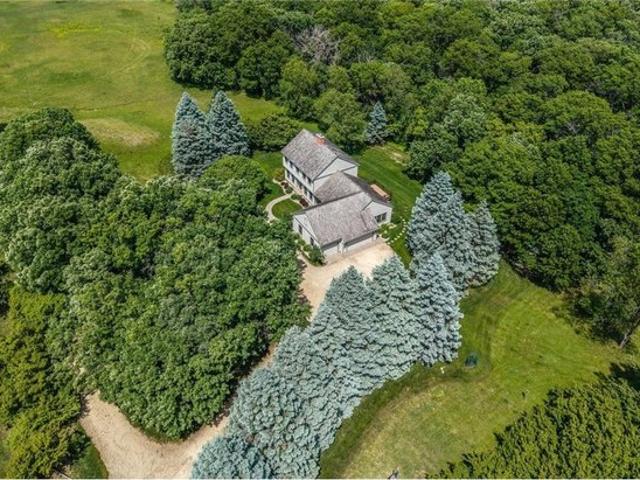 8 Old Deerfield Rd, Welch, MN 55089