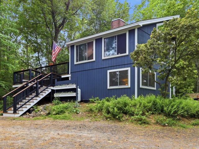 8 Orchard Drive