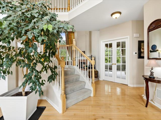 8 Orchid Court