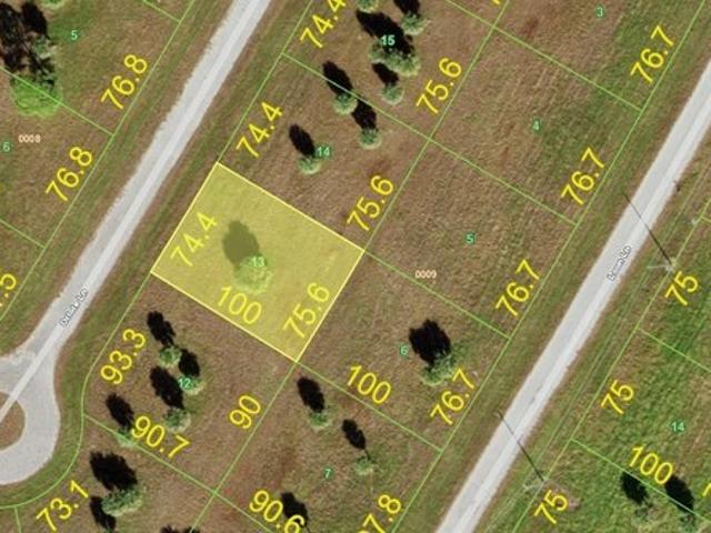 8 Oriole Ln, Placida, FL 33946