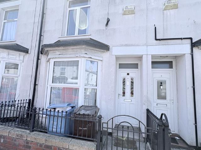8 Aylesford Street, Hull HU3, 2 bed terraced house to rent, £800 pcm | PrimeLocation