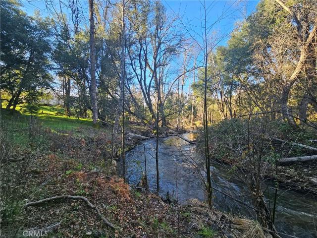 8 ac Road 225