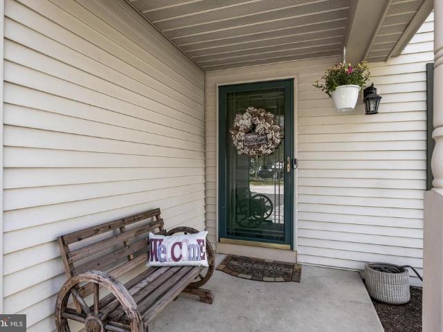 8 Adams Court