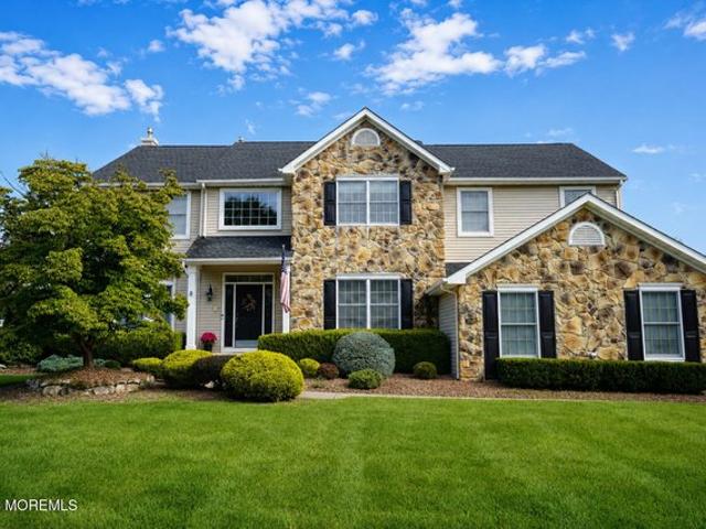 8 Alyssa Ln, Manalapan, NJ 07726