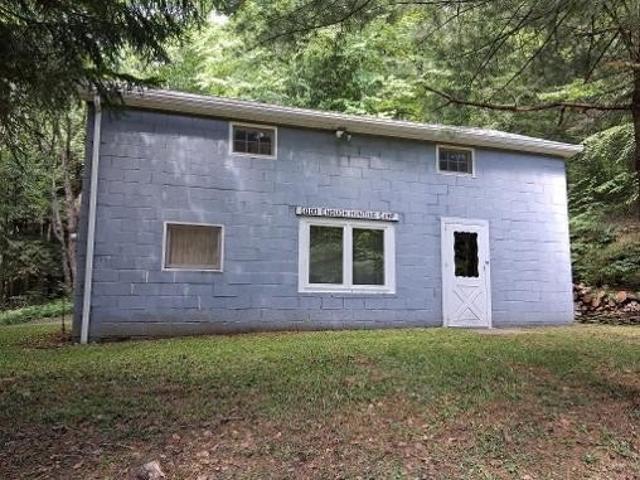 8 Ansley Rd, Galeton, PA 16922