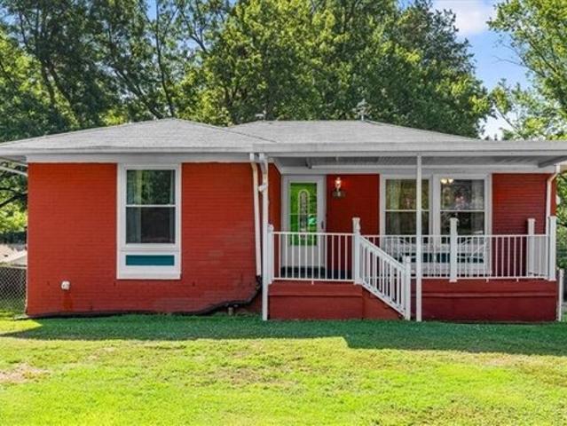 8 Armhurst Ct, Greensboro, NC 27405