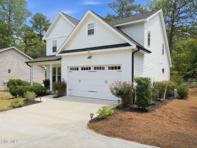 8 Asheville Way
