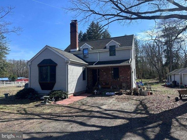 8 Butterworths Bogs Rd, Tabernacle, NJ 08088