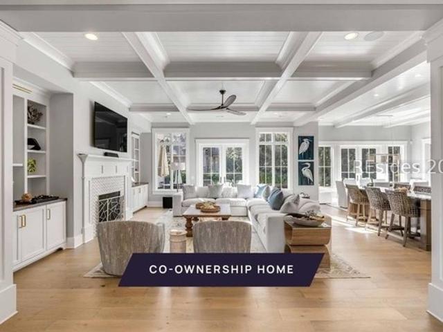 8 Bald Eagle Rd, Hilton Head Island, SC 29928