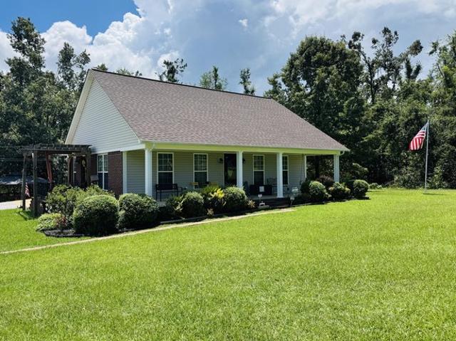 8 Barnstable Rd, Corinth, MS 38834