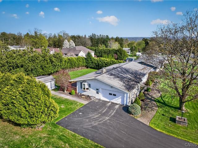8 Bayberry Lane
