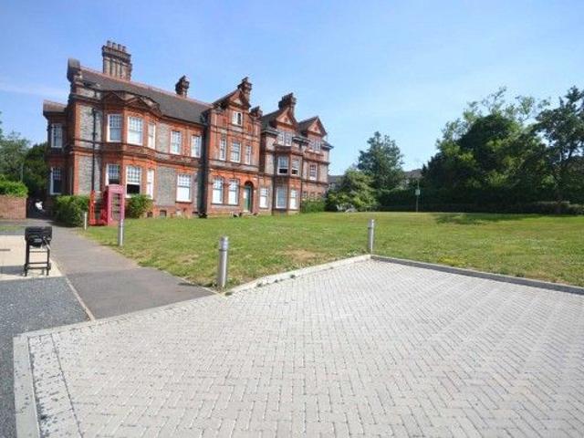 8 Bed Allcroft Road, Reading