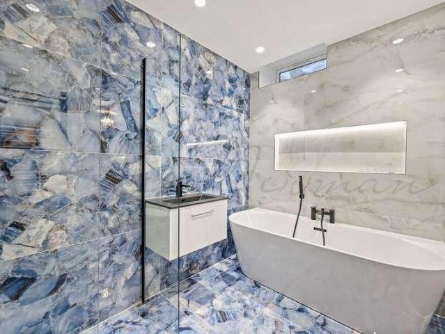 8 bed house for sale