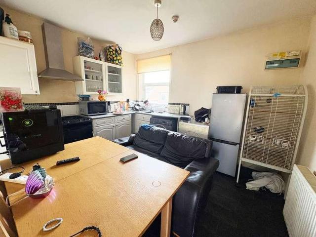 8 bed property for sale