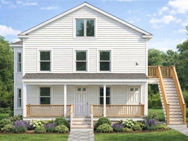 8 bedroom, Coventry RI 02816 103074675