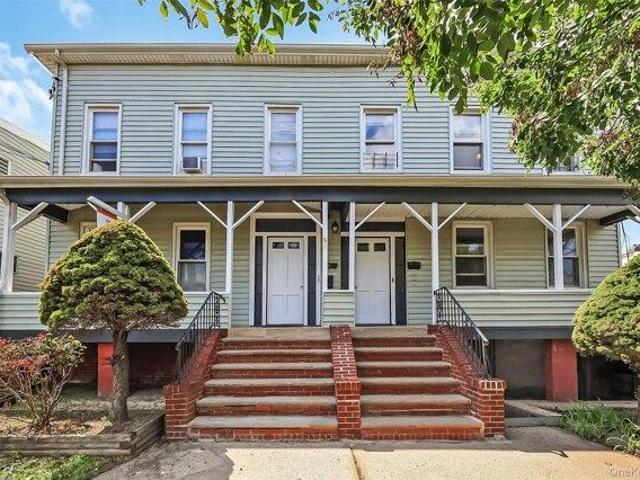 8 bedroom, College Point NY 11356 104904668