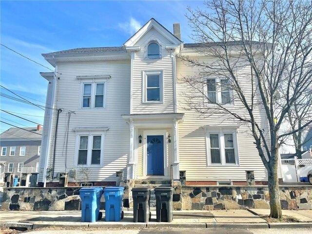 8 bedroom, Cranston RI 02920 LS101604135