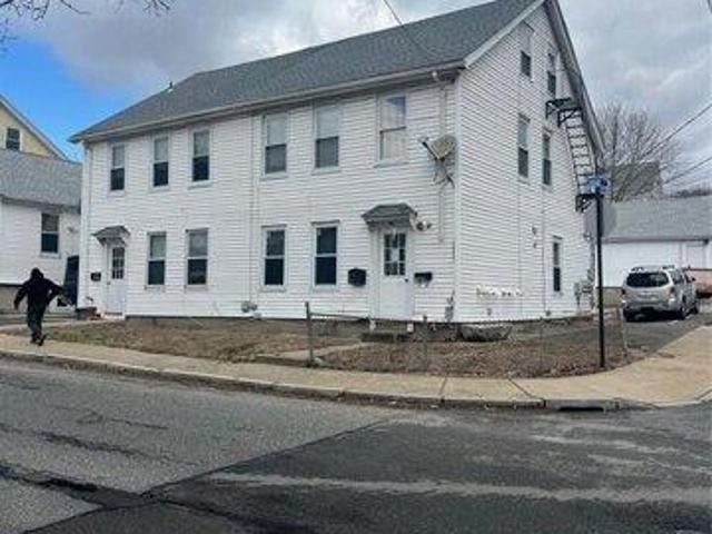 8 bedroom, Cumberland RI 02864 LS102313377