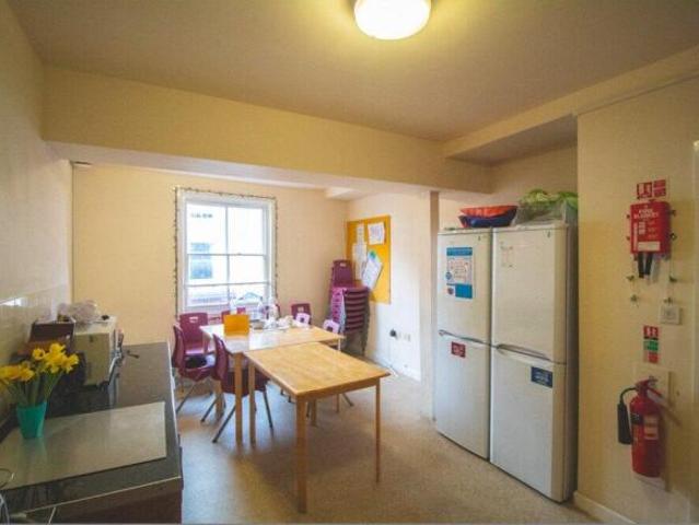 8 bedroom apartment for rent in B1 B8, WR1