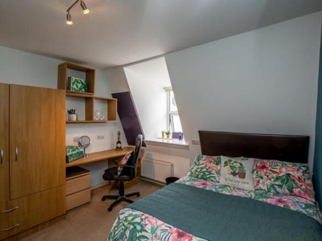 8 bedroom apartment for rent in The Loft The Clubhouse, PL4