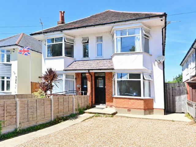 8 bedroom apartment for sale