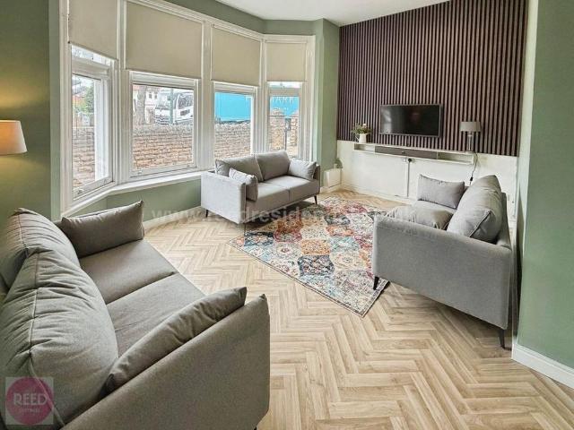 8 bedroom apartment to rent