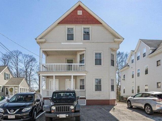 8 bedroom, Attleboro MA 02703 102370688