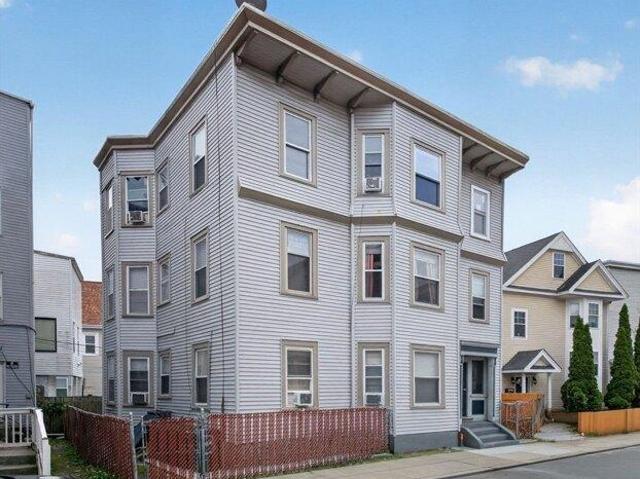 8 bedroom, Boston MA 02124 104720544