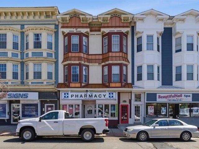 8 bedroom, Bayonne NJ 07002 104851747