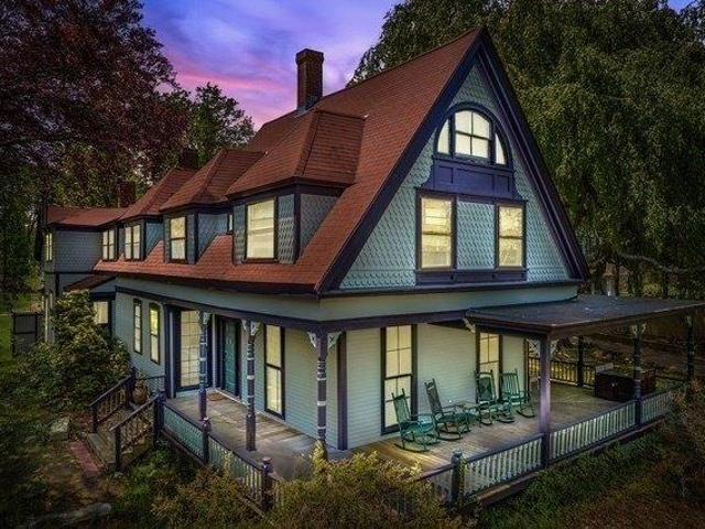 8 bedroom, Barnstable MA 02630 104789545