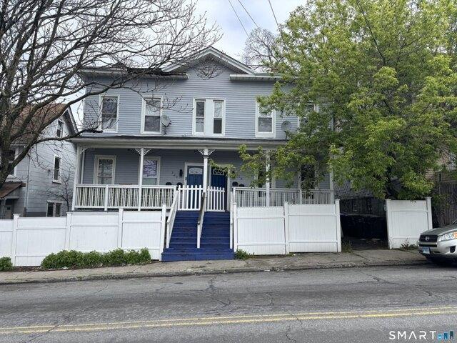 8 bedroom, Bridgeport CT 06604 101998974