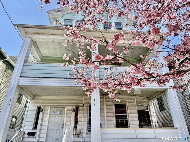 8 bedroom, Bridgeport CT 06604 LS101575607