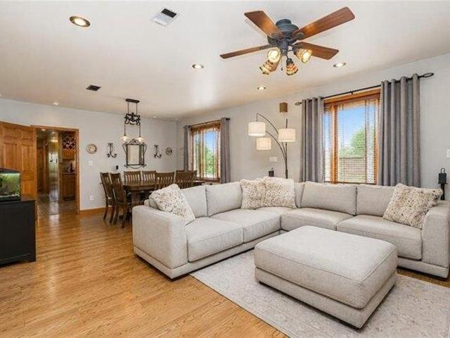8 bedroom, Brooklyn NY 11209 105206520