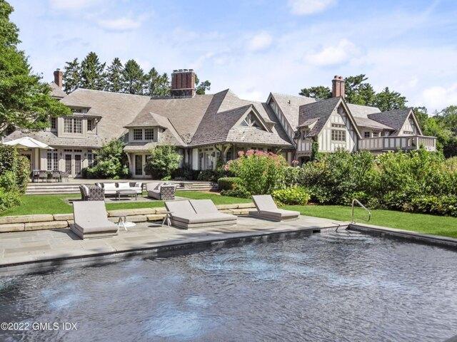 8 bedroom, Greenwich CT 06831 104652298