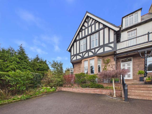 8 Bedroom Guest House Commercial