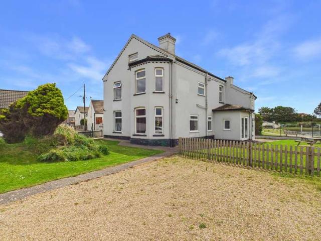 8 Bedroom Detached House