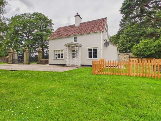 8 Bedroom Detached House