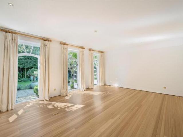 8 bedroom detached house for rent in Hyde Park Gate, London SW7
