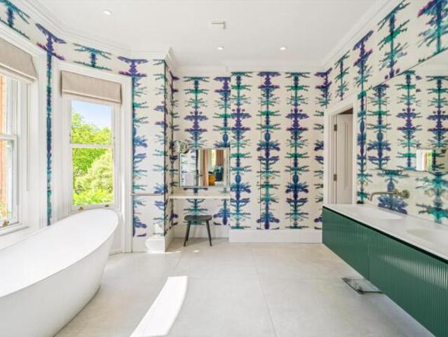 8 bedroom detached house for rent in Routh Road, London SW18