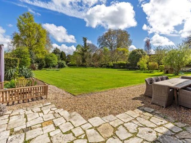 8 bedroom detached house for rent in The Close, Winchester, SO23