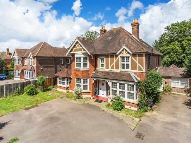 8 bedroom detached house for sale