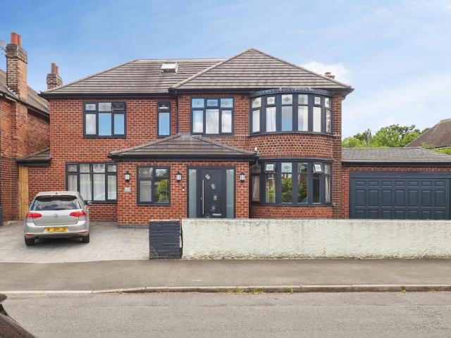 8 bedroom detached house for sale