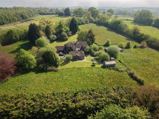 8 bedroom detached house for sale