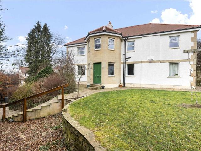 8 bedroom detached house for sale