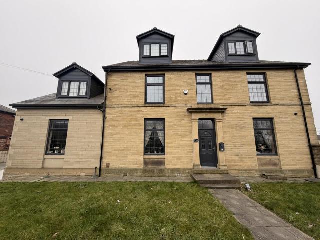 8 bedroom detached house for sale